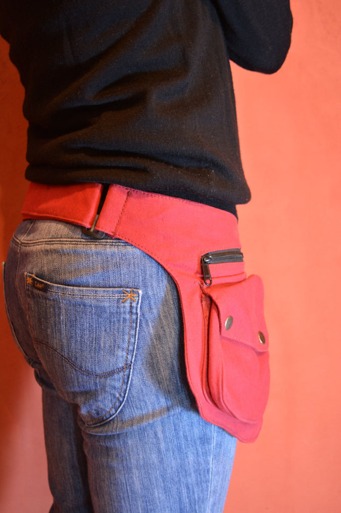 Red Canvas Pocket Belt- edocollection